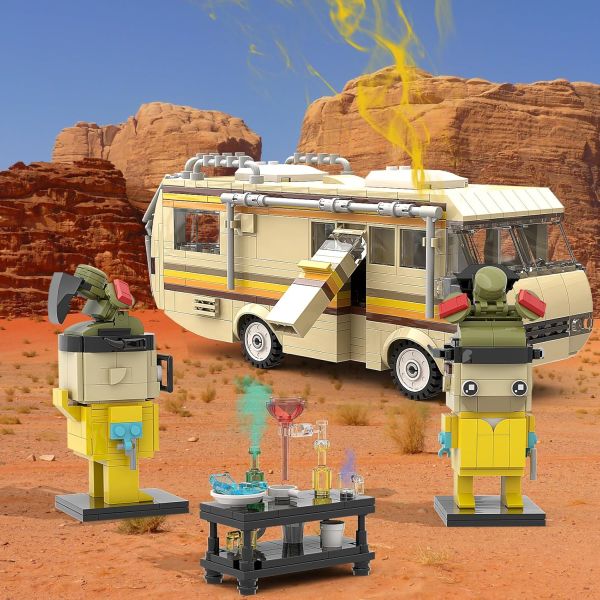"Break Bad" Lego STYLE Building Sets - You get BOTH The RV Scene AND ...