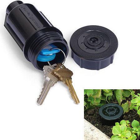 Sprinkler Head Hide-a-Key - Rocks are so 1990 - THAT Daily Deal