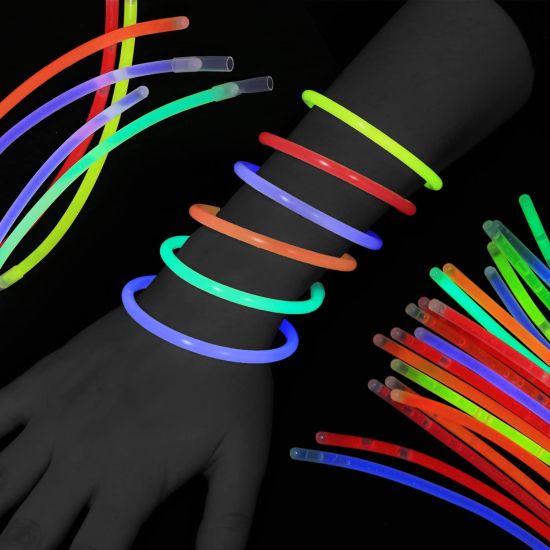 567 piece Glow stick set - 250 Glow Sticks, 250 Bracelet Connectors and ...