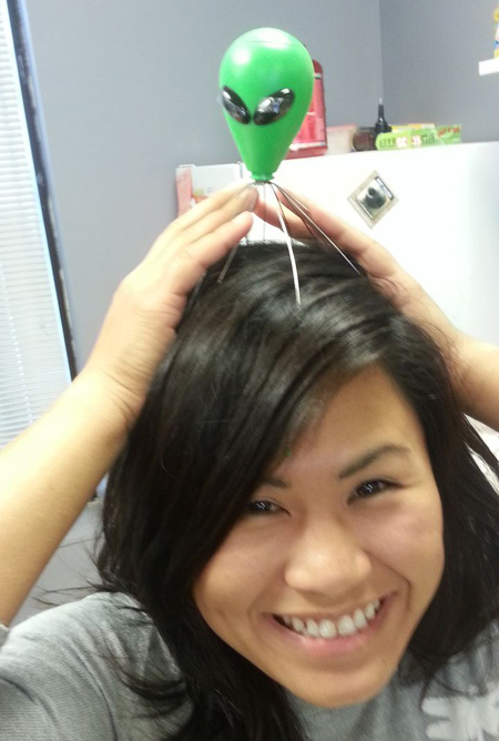 Vibrating Alien Head Massager - THAT Daily Deal