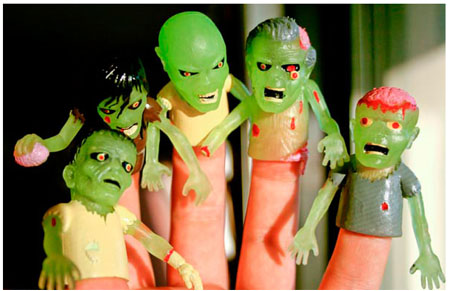 2 Pack - Glow Zombie Finger Puppets - Ships Free! - THAT Daily Deal